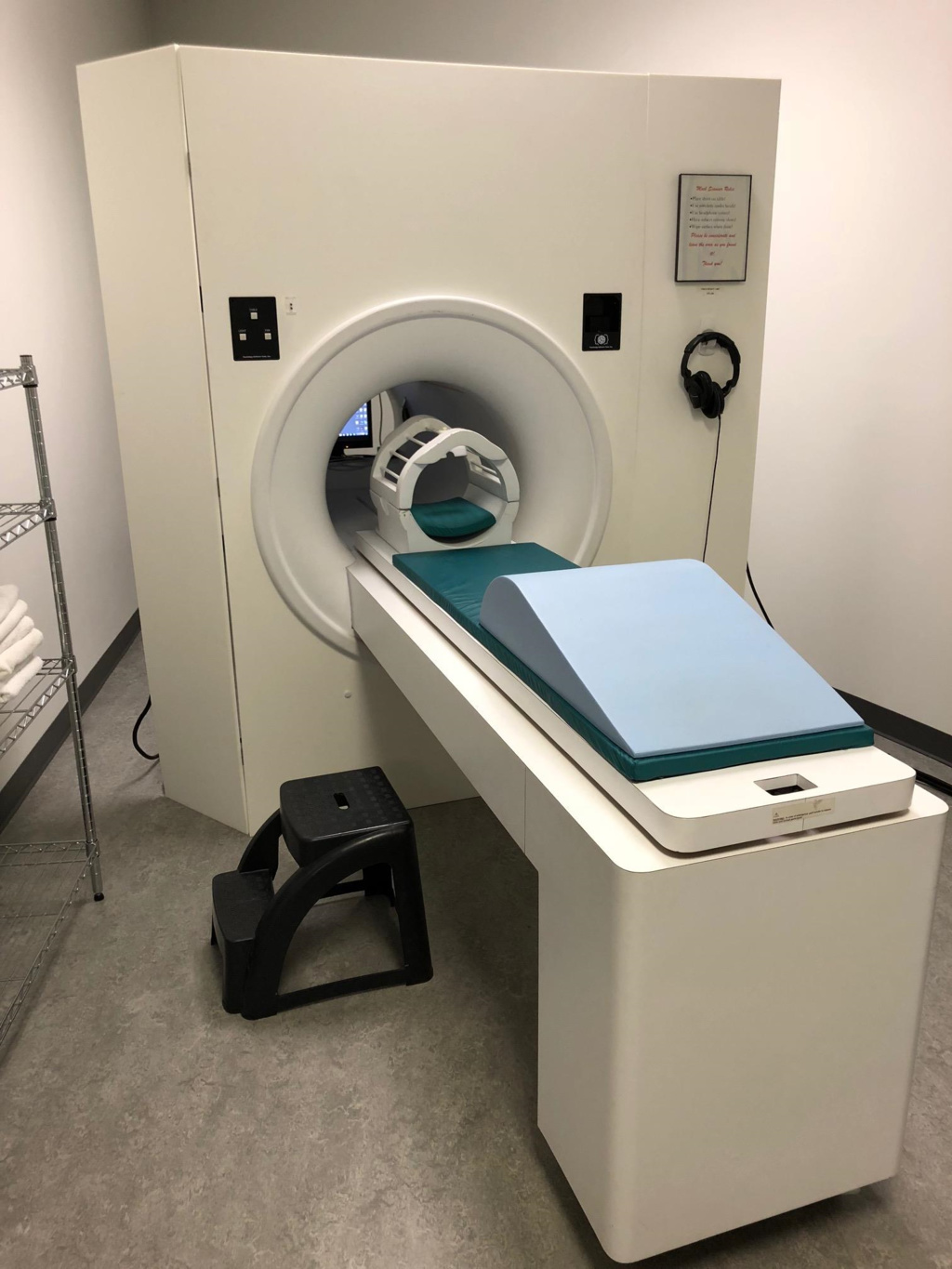 MRI Simulator | Magnetic Resonance Research Facility - Carver College ...