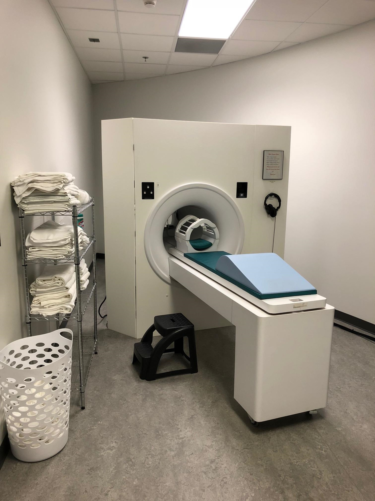 MRI Simulator | Magnetic Resonance Research Facility - Carver College ...